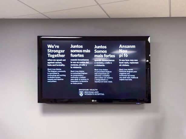 Hospital & Healthcare Signage: Improving Patient Satisfaction